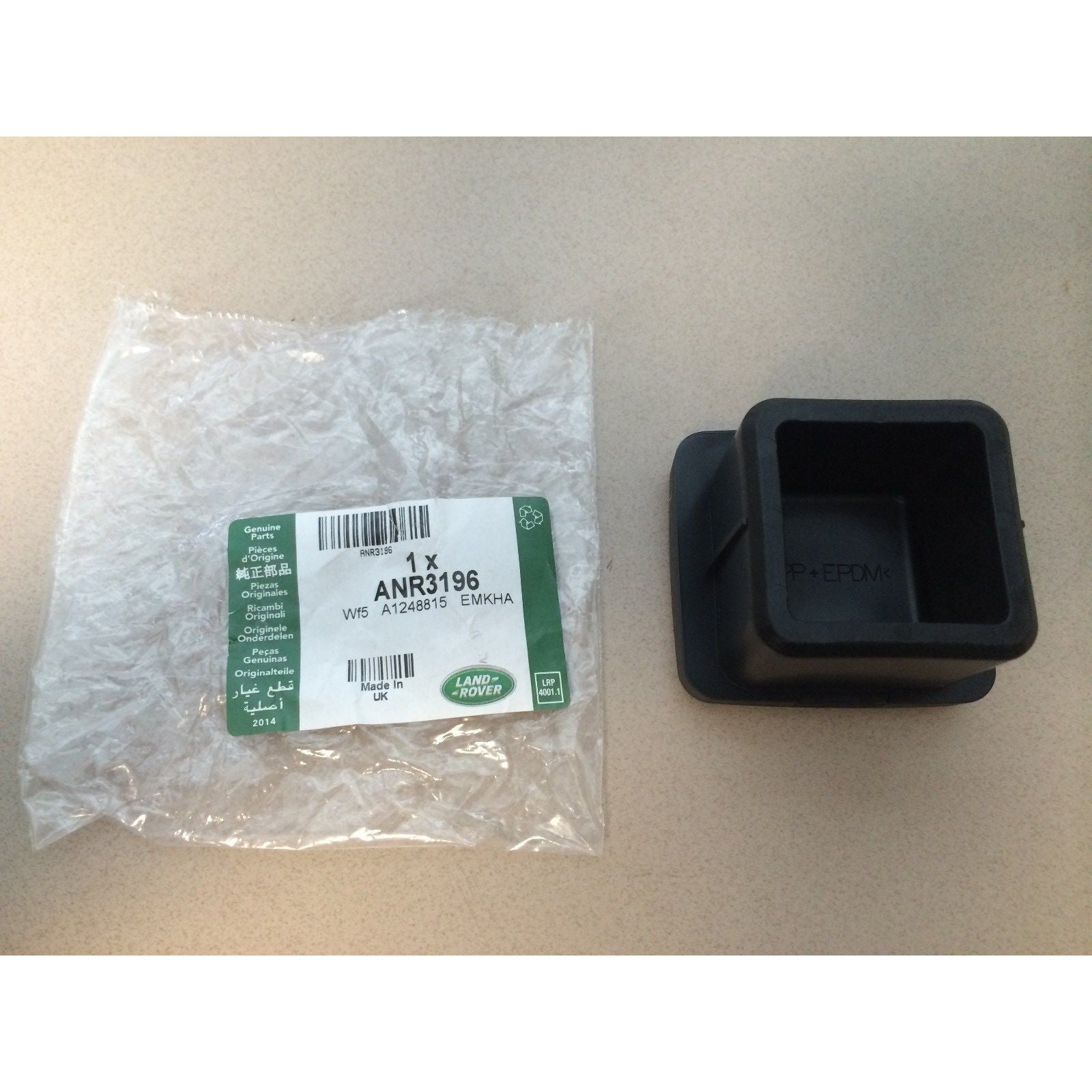 TRAILER HITCH PLUG WITH LOGO TOW HITCH COVER GENUINE Lucky8 Off Road