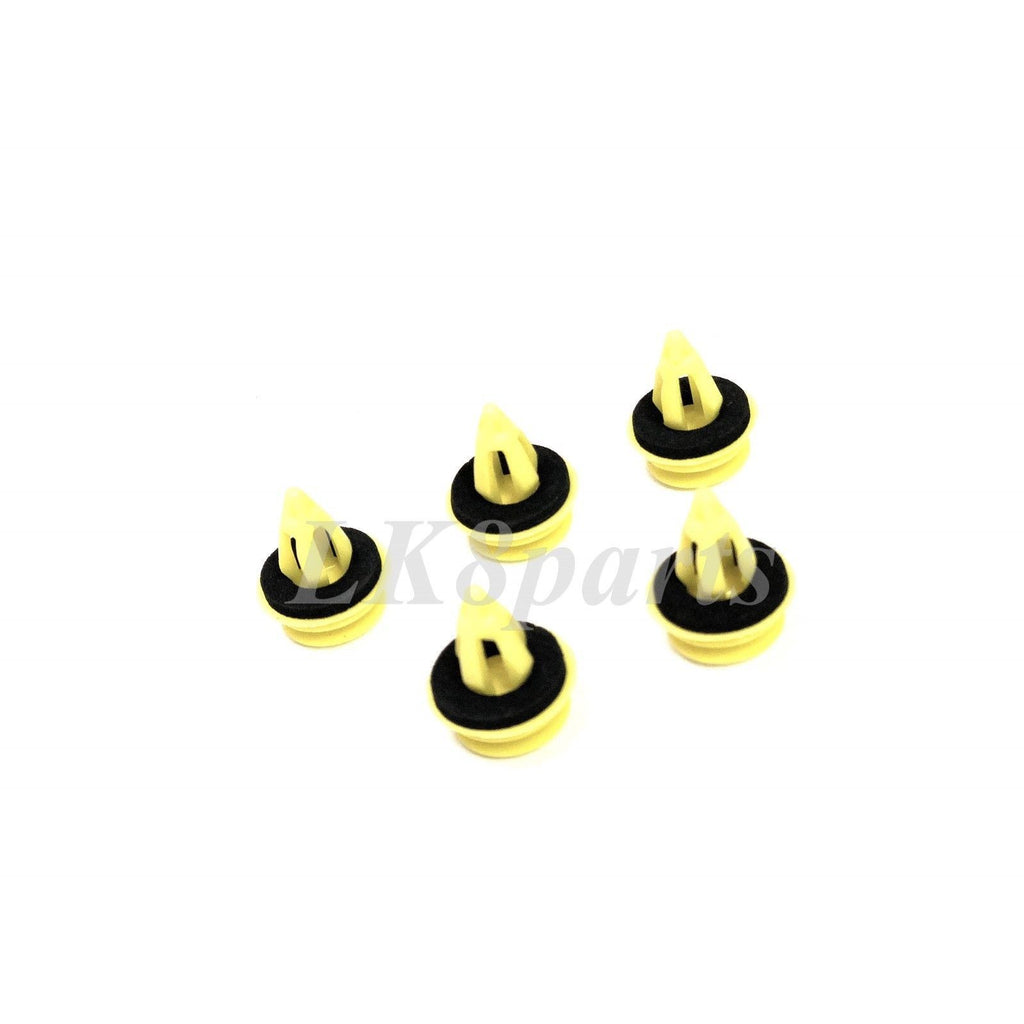 Door Pillar Tailgate Console Trim Clip Genuine Set x5 – Lucky8 Off Road